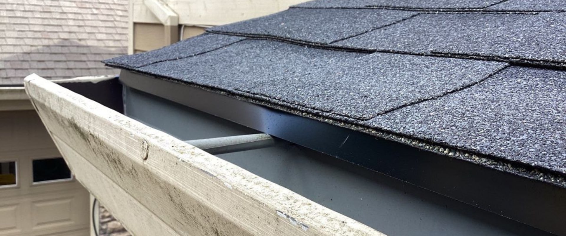 Reattaching Loose Gutters: A Comprehensive Guide to Repair and Maintenance